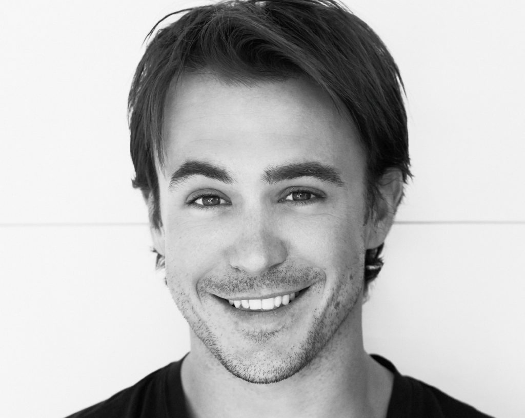 Ben O’Toole goes to hell in comedic thriller 'Bloody Hell' - IF Magazine