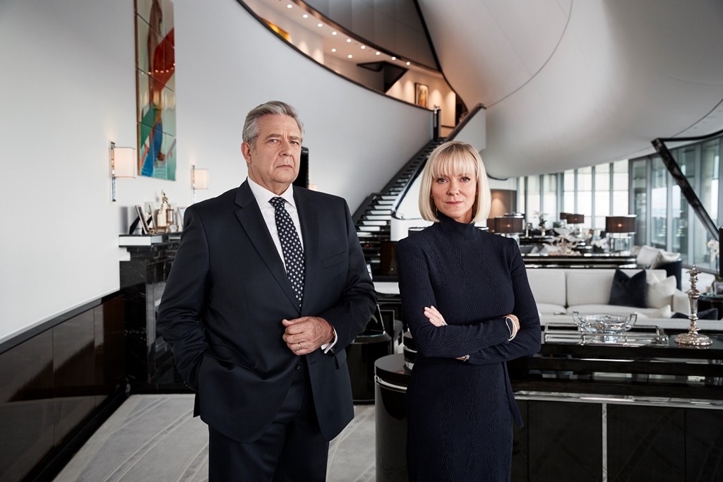 Bevan Lee breaks the rules with 'Between Two Worlds' - IF Magazine